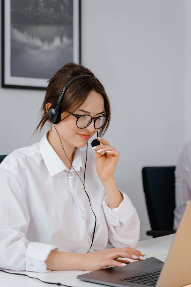 Beyond Reception: The Diverse Applications of Virtual Assistant Call ...